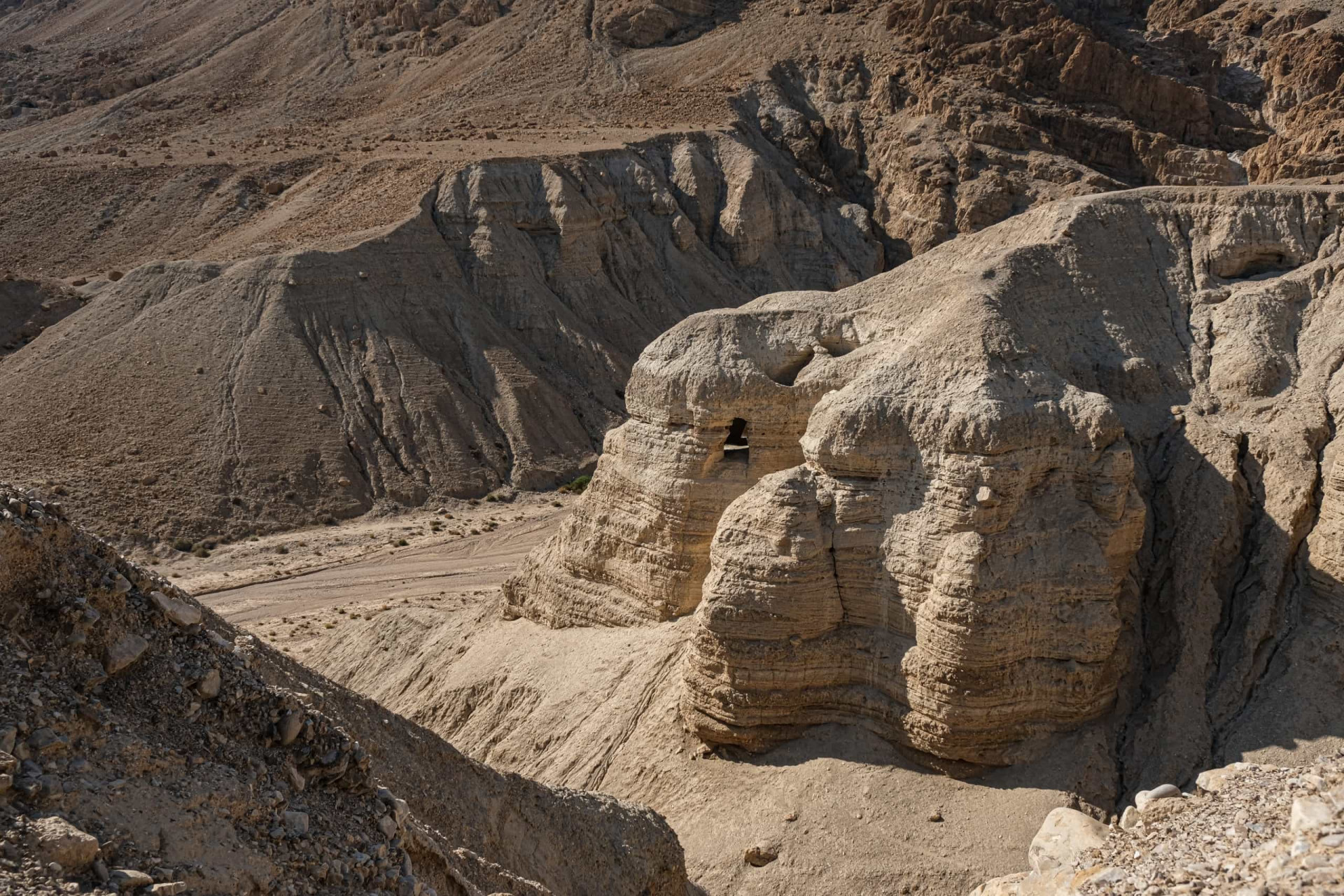 Before the Bible as we know it: the revelation of the Dead Sea Scrolls