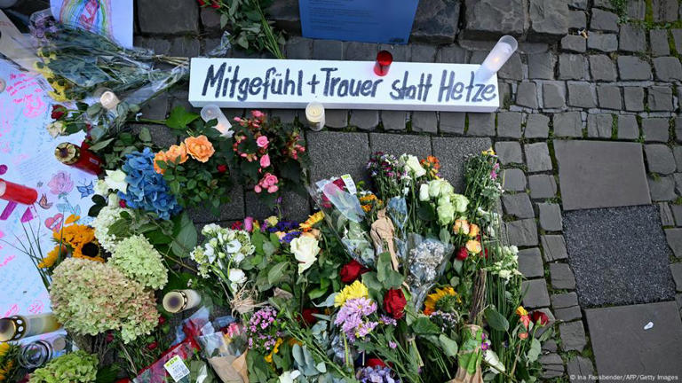Solingen attack: IS suspect charged with murder