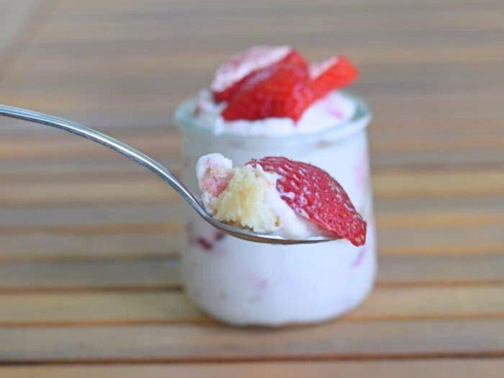 27 Simple and Delicious Fruity Desserts We Love 27 Simple and Delicious Fruity Desserts We Love