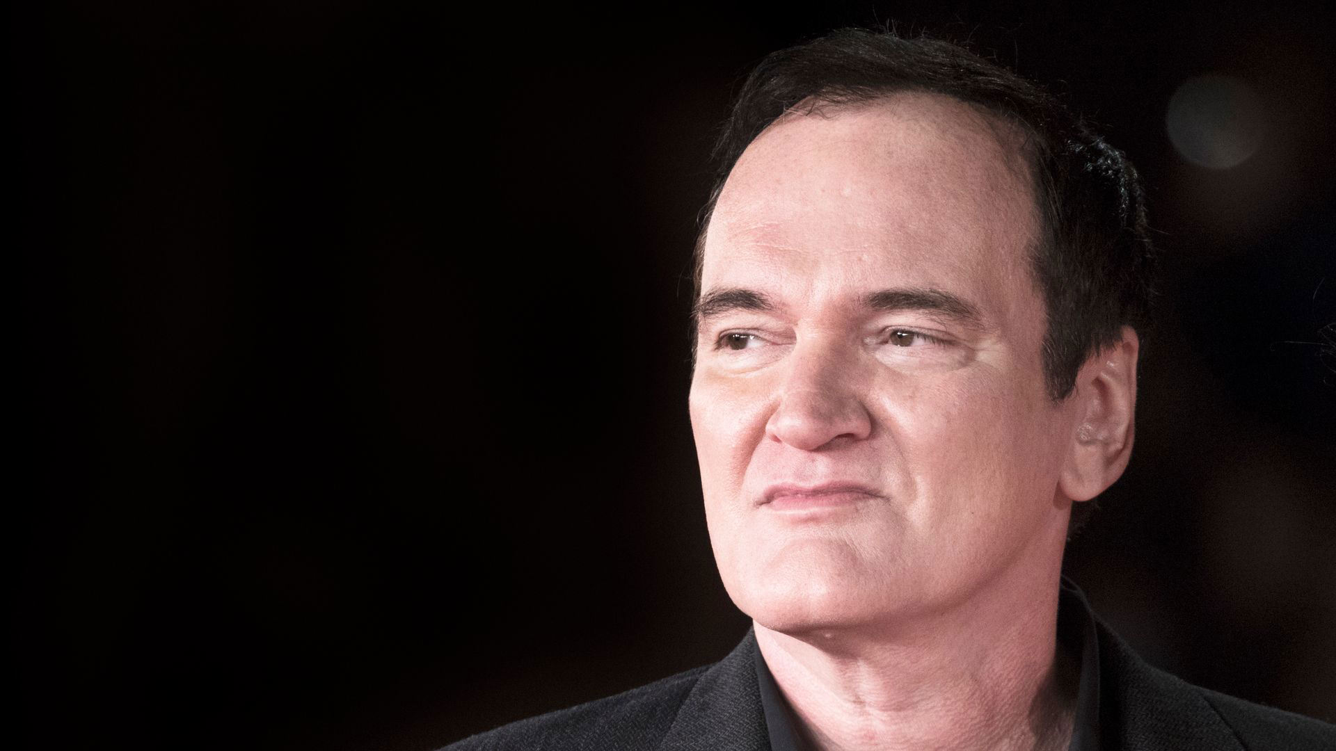 Quentin Tarantino gibt Alec Baldwin Mitschuld an »Rust«-Unfall Quentin Tarantino gibt Alec Baldwin Mitschuld an »Rust«-Unfall