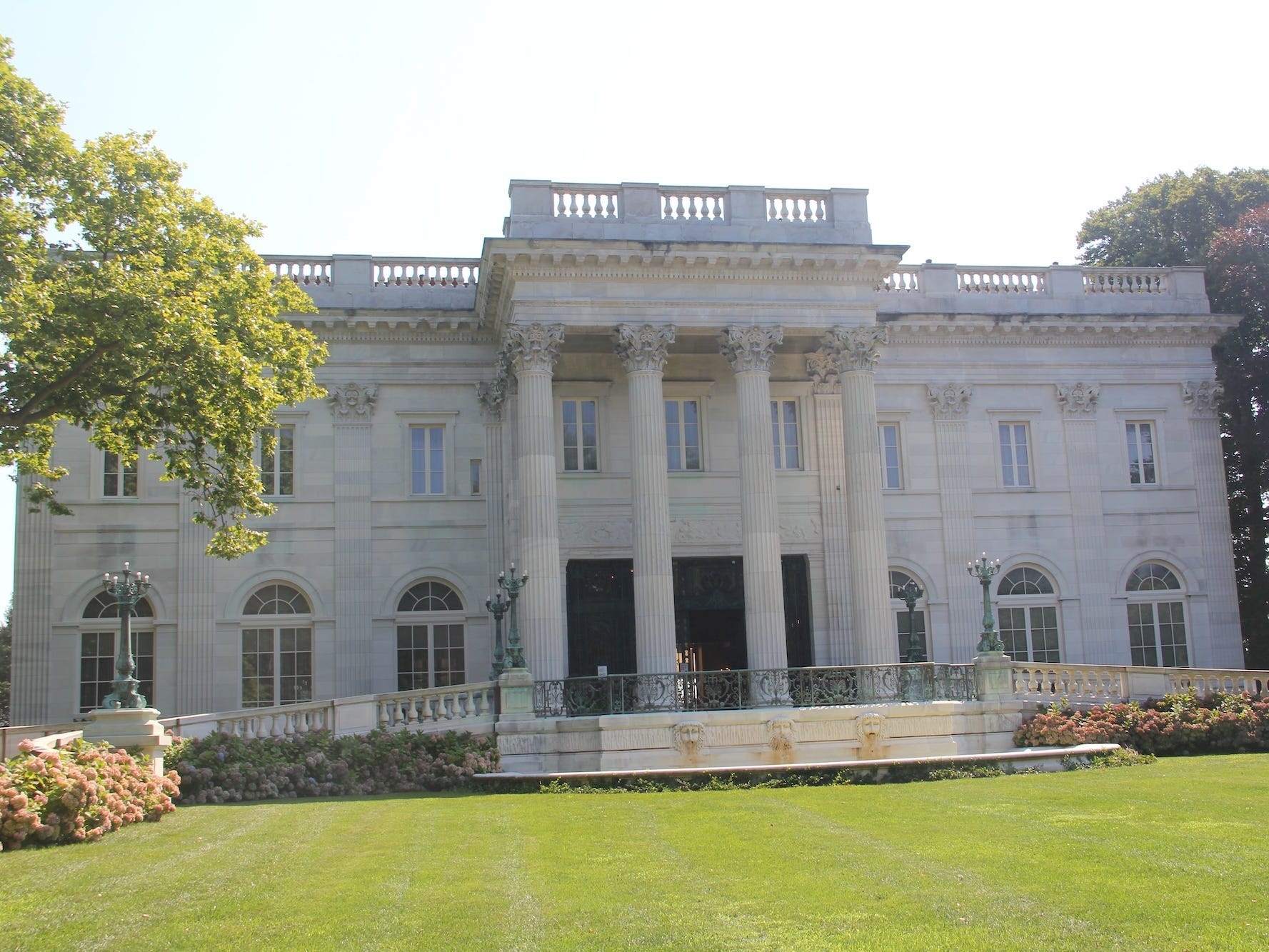 See inside Marble House, Alva Vanderbilt Belmont's 140,000-square-foot ...