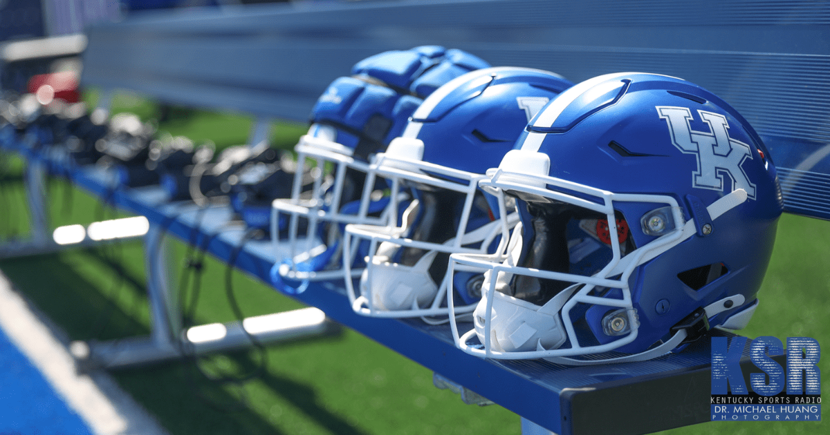 Kentucky trending to land a pair of 2025 football recruits Kentucky trending to land a pair of 2025 football recruits