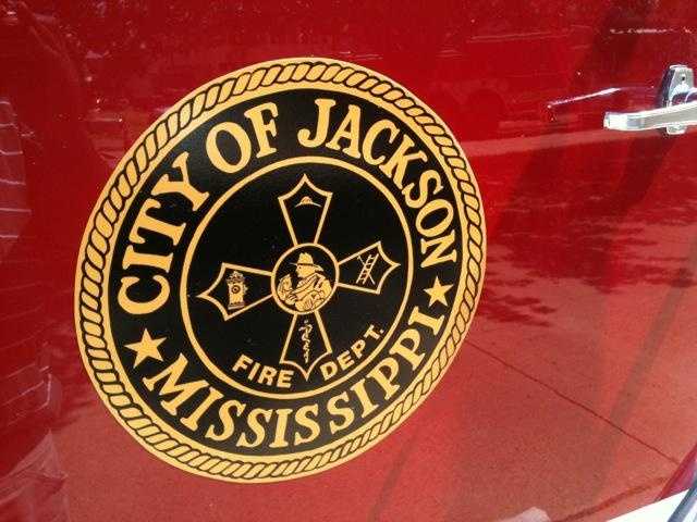 Fire destroys home on Lamar Street in Jackson