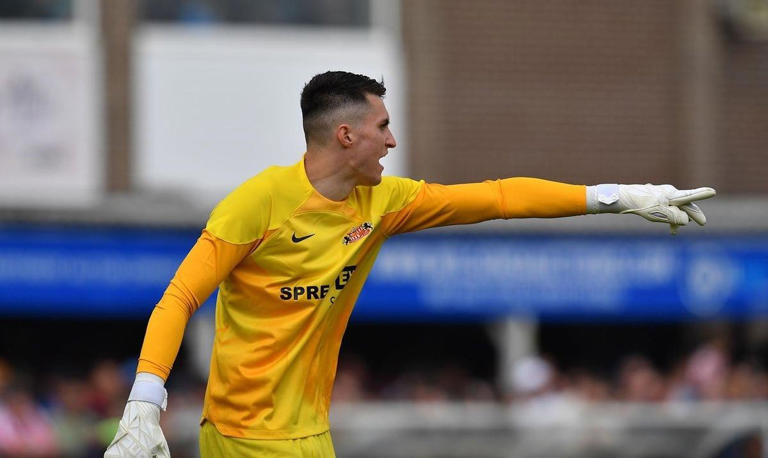 Sunderland goalkeeper joins Hartlepool United on trial ahead of summer ...