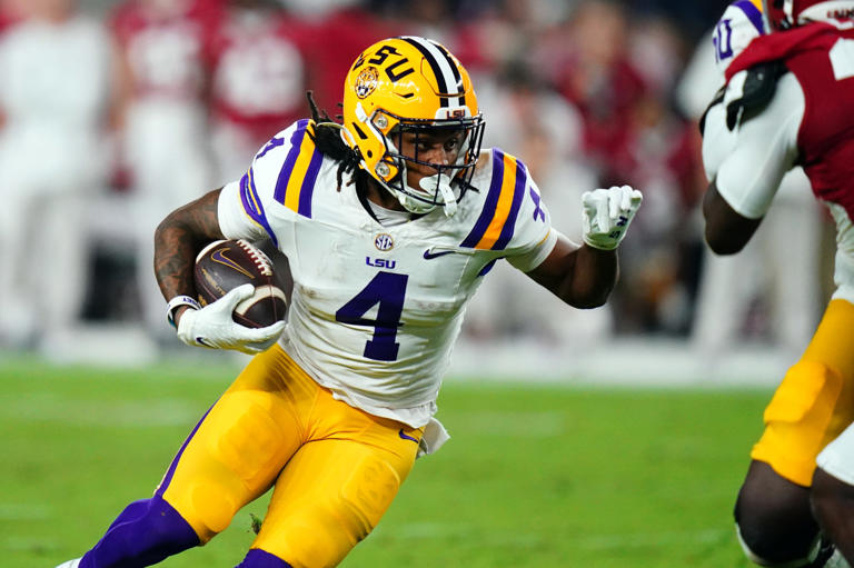 LSU, Brian Kelly Make Decision on Former Five-Star RB John Emery