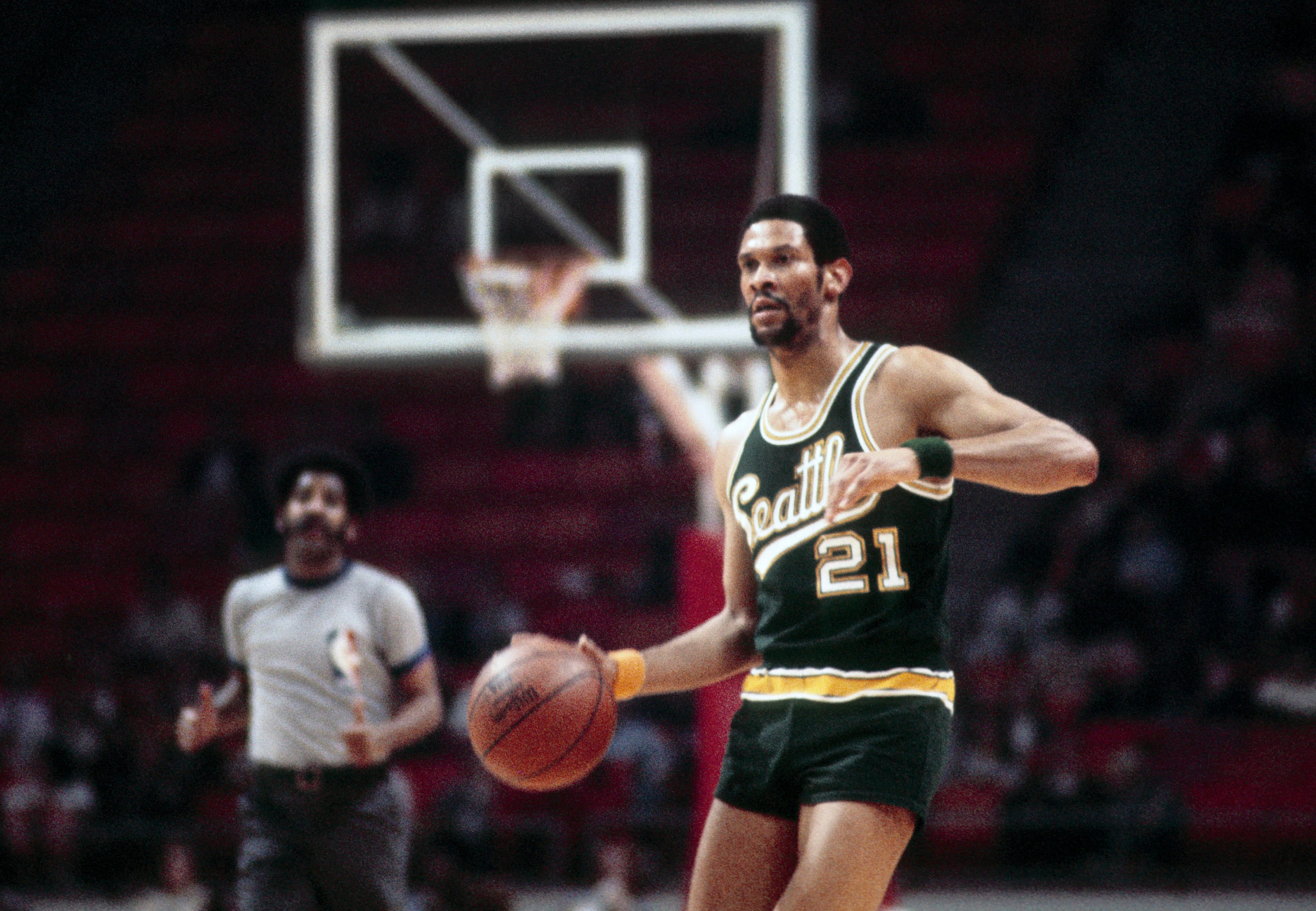 Every player in OKC Thunder history who has worn No. 21