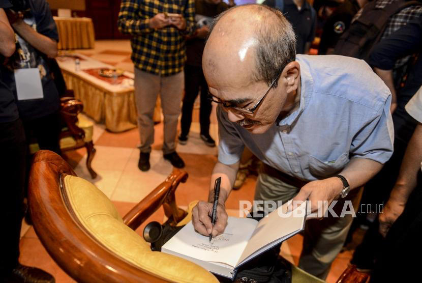 Peresmian Ruang Baca Faisal Basri, Kenang Perjuangan Sang Ekonom Peresmian Ruang Baca Faisal Basri, Kenang Perjuangan Sang Ekonom