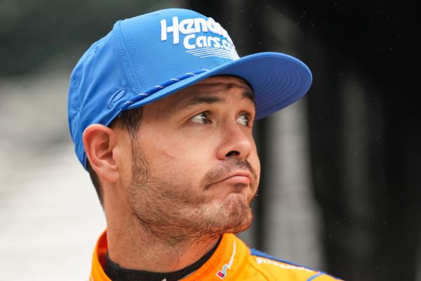 Kyle Larson uninjured following violent crash in sprint car race