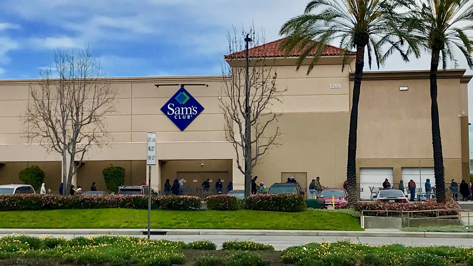 5 Best Member’s Mark Food Items To Buy From Sam’s Club in April