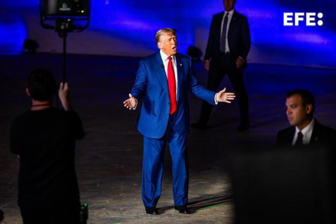 Trump duda de la Trump duda de la