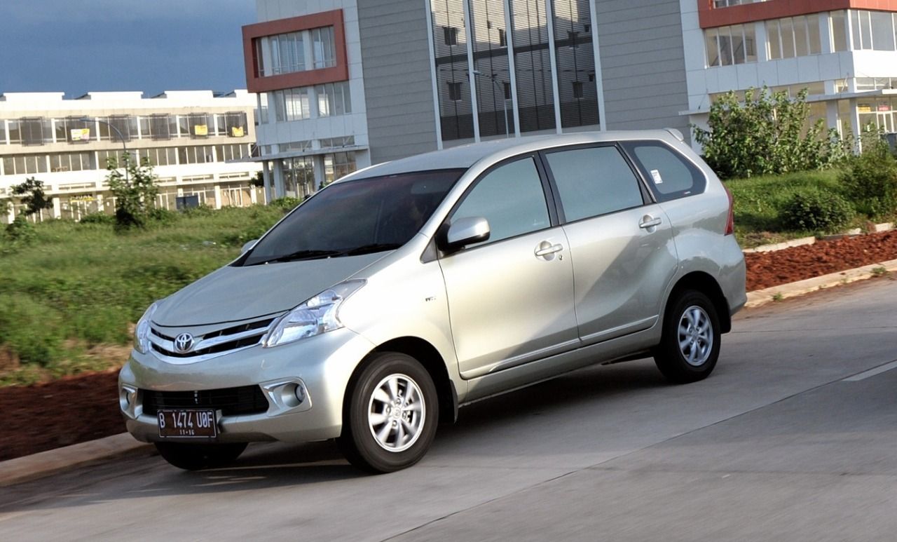Wih, mobil bekas Toyota Avanza 2012 bikin ngiler, tipe G cuma Rp 90 jutaan
