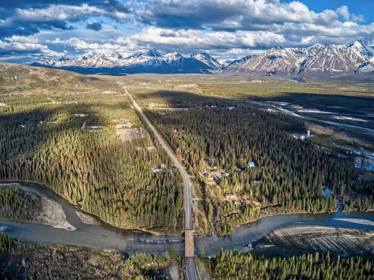 7 Day Alaska Itinerary: Epic Road Trip, Beautiful National Parks