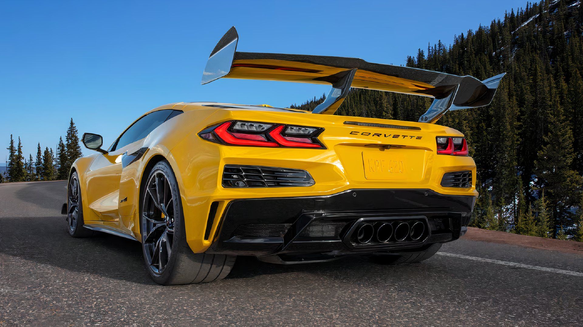 Chevy Halts Corvette Z06 and ZR1 Deliveries