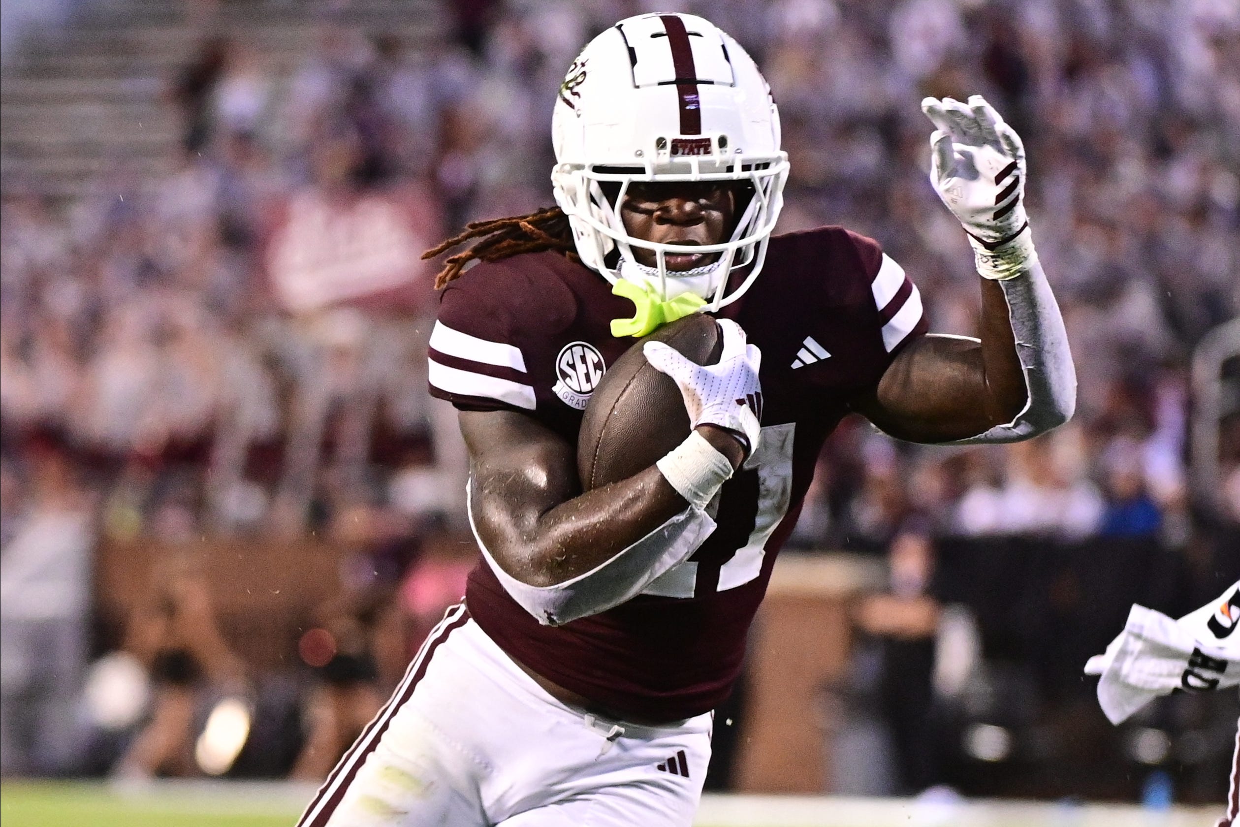 Leading rusher Davon Booth announces return to Mississippi State ...