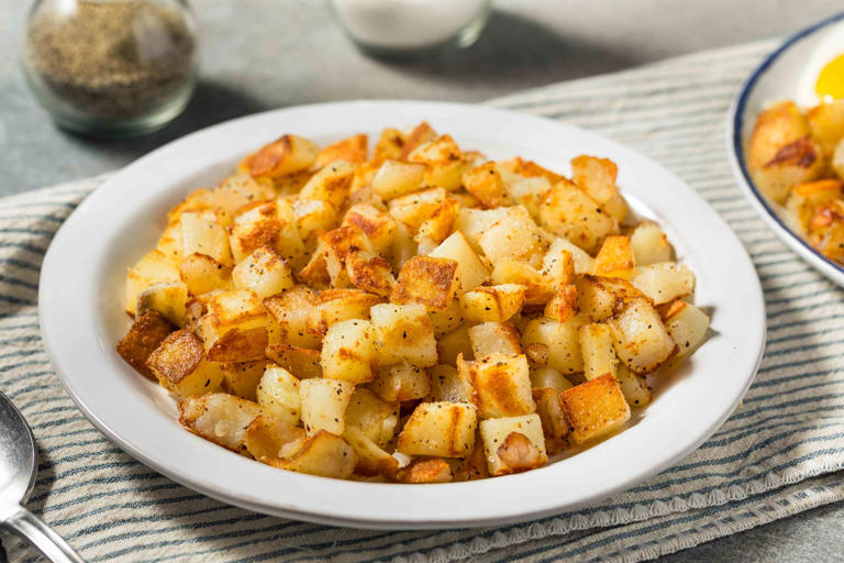 For the Best Breakfast Potatoes, Make Them Like a Line Cook