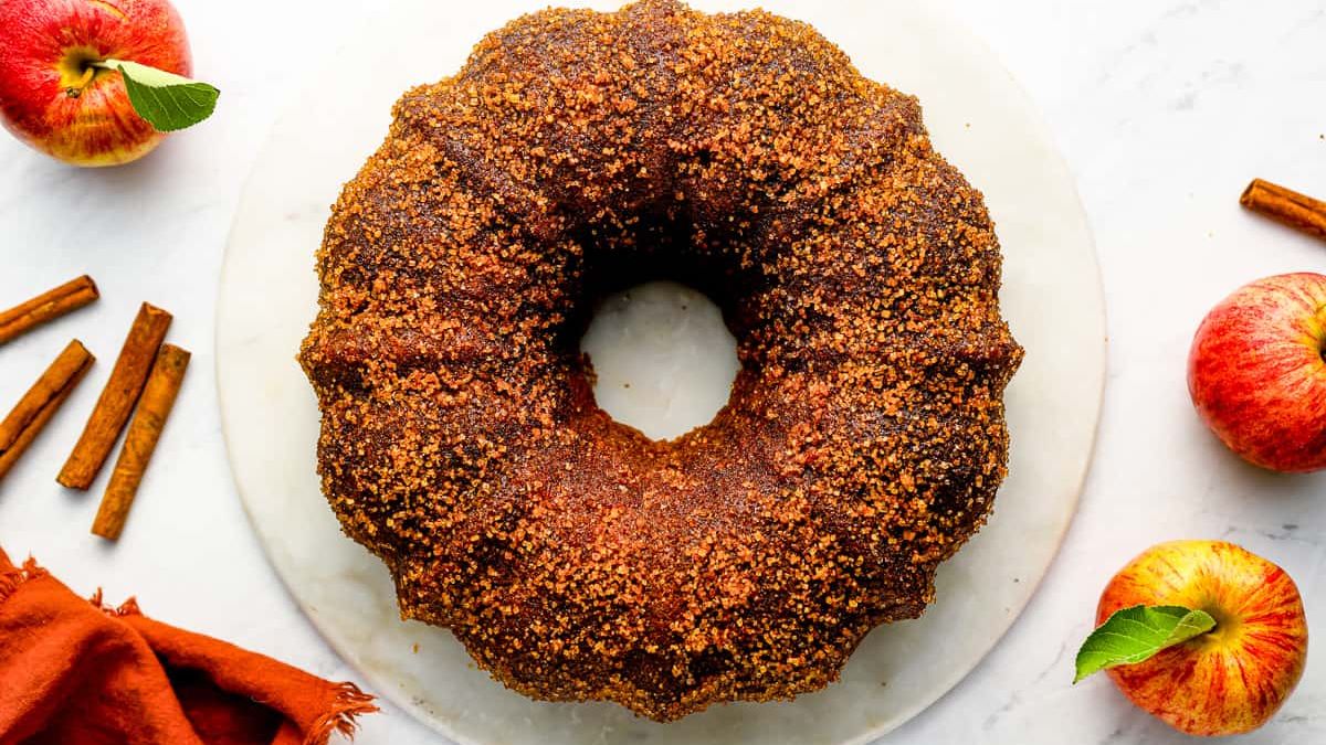 Lost Bundt Treasures: 15 Cakes from the Golden Age of Baking