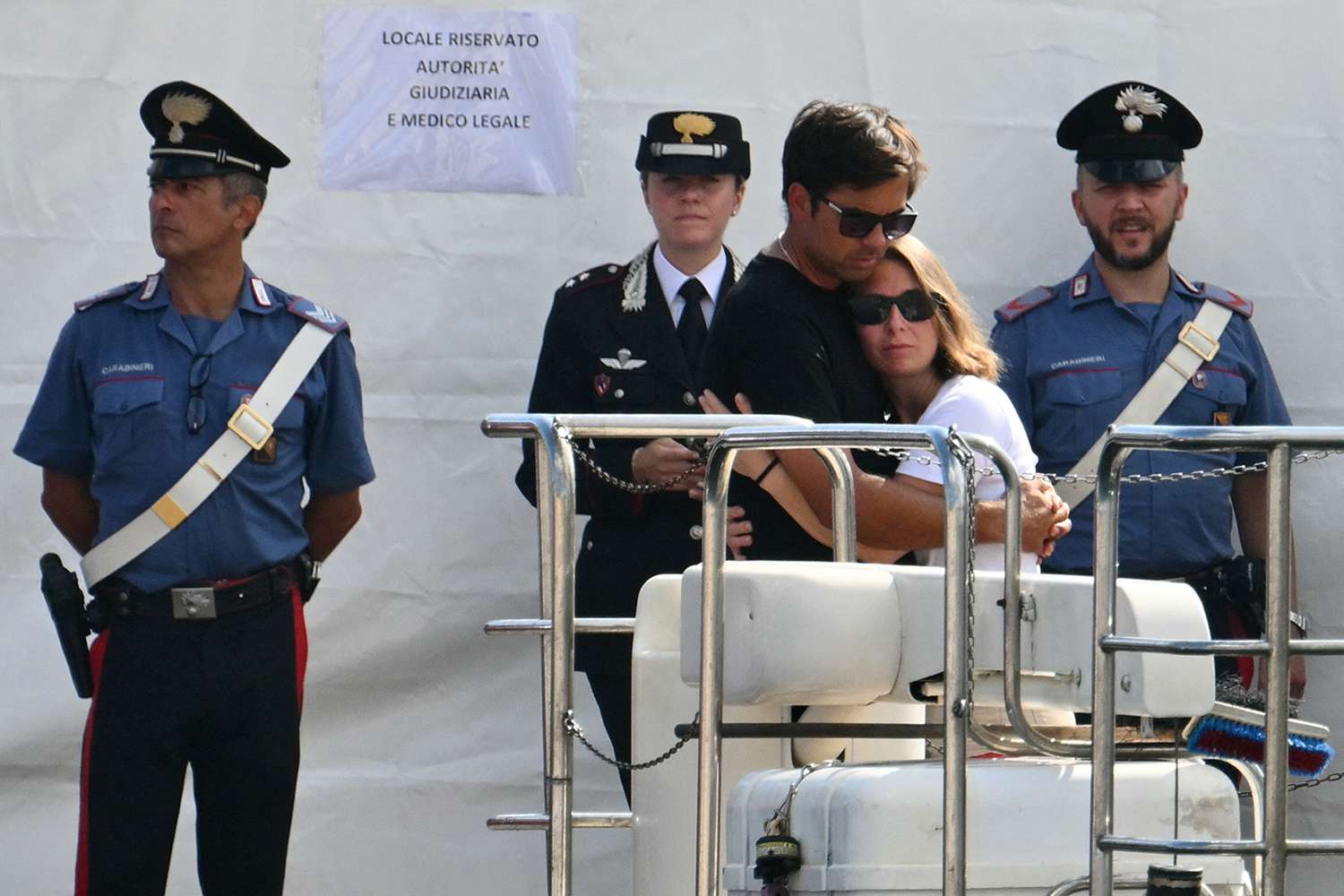 As Luxury Yacht Sank, Passengers and Crew Fought Frantically to Escape ...