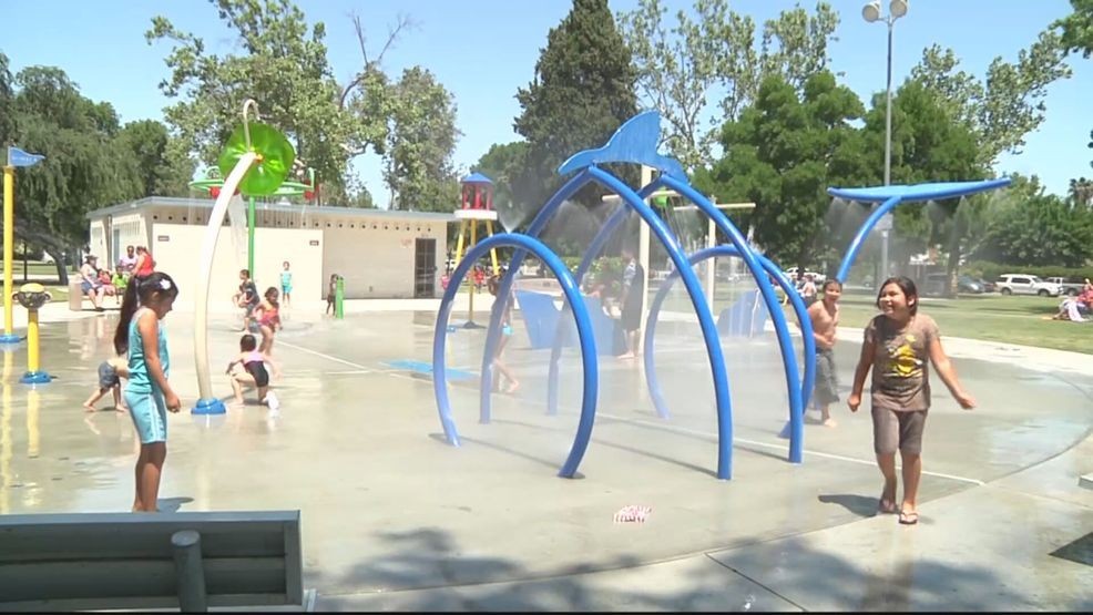 Beat the heat: Bakersfield spray park hours extended due to high ...