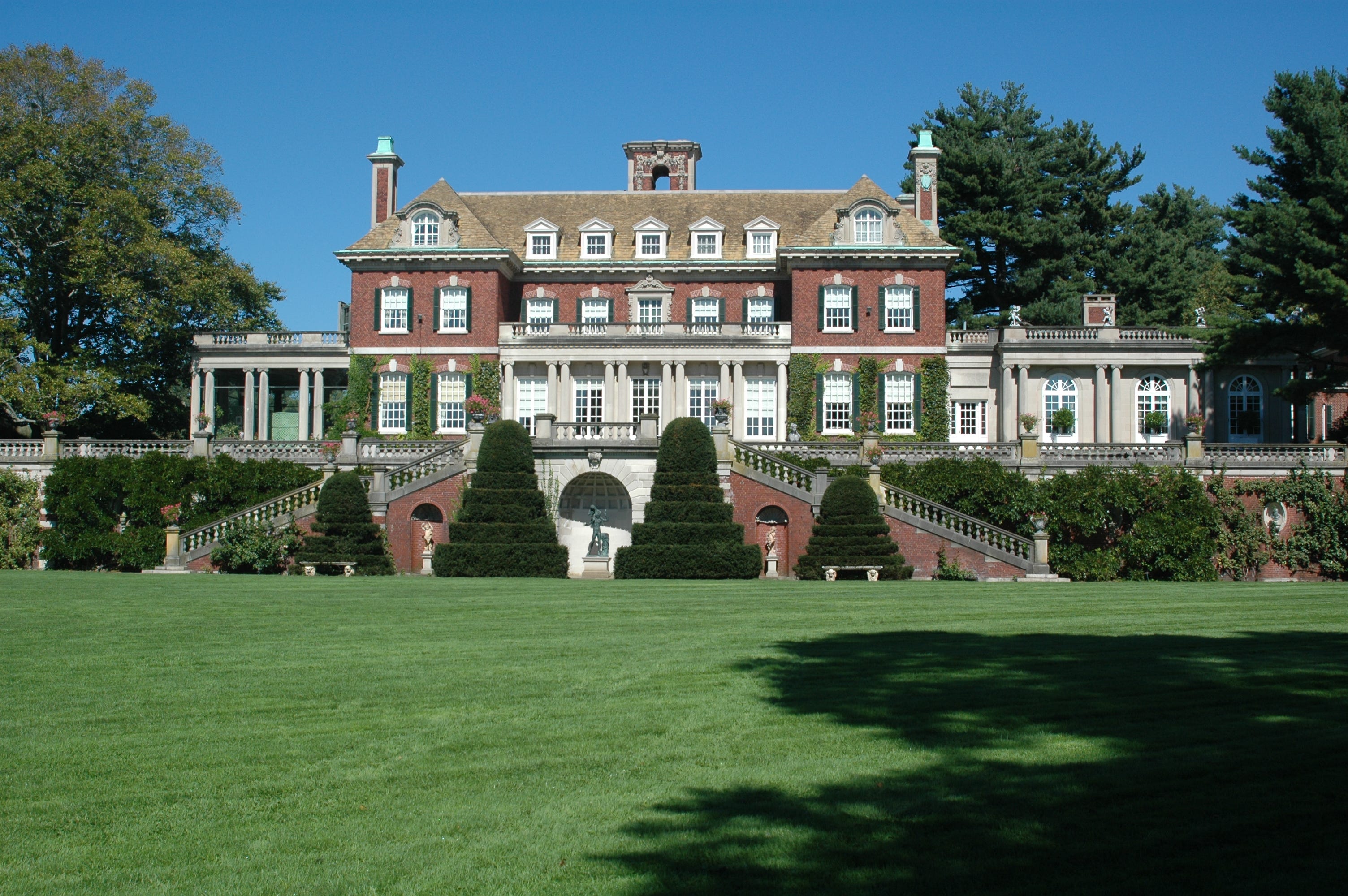 This Long Island county named the best place to live in NY