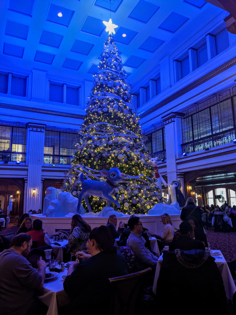 Christmas in Chicago: 10+ Festive Things to Do In and Near the City