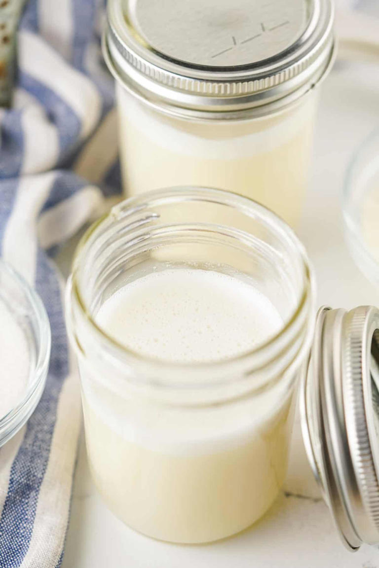 Homemade Sweetened Condensed Milk