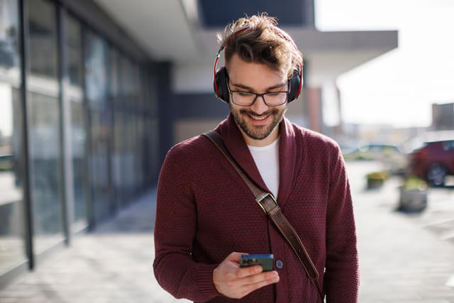 If Someone Does These 15 Subtle Things, Deep Down They’re Quite Lonely If Someone Does These 15 Subtle Things, Deep Down They’re Quite Lonely