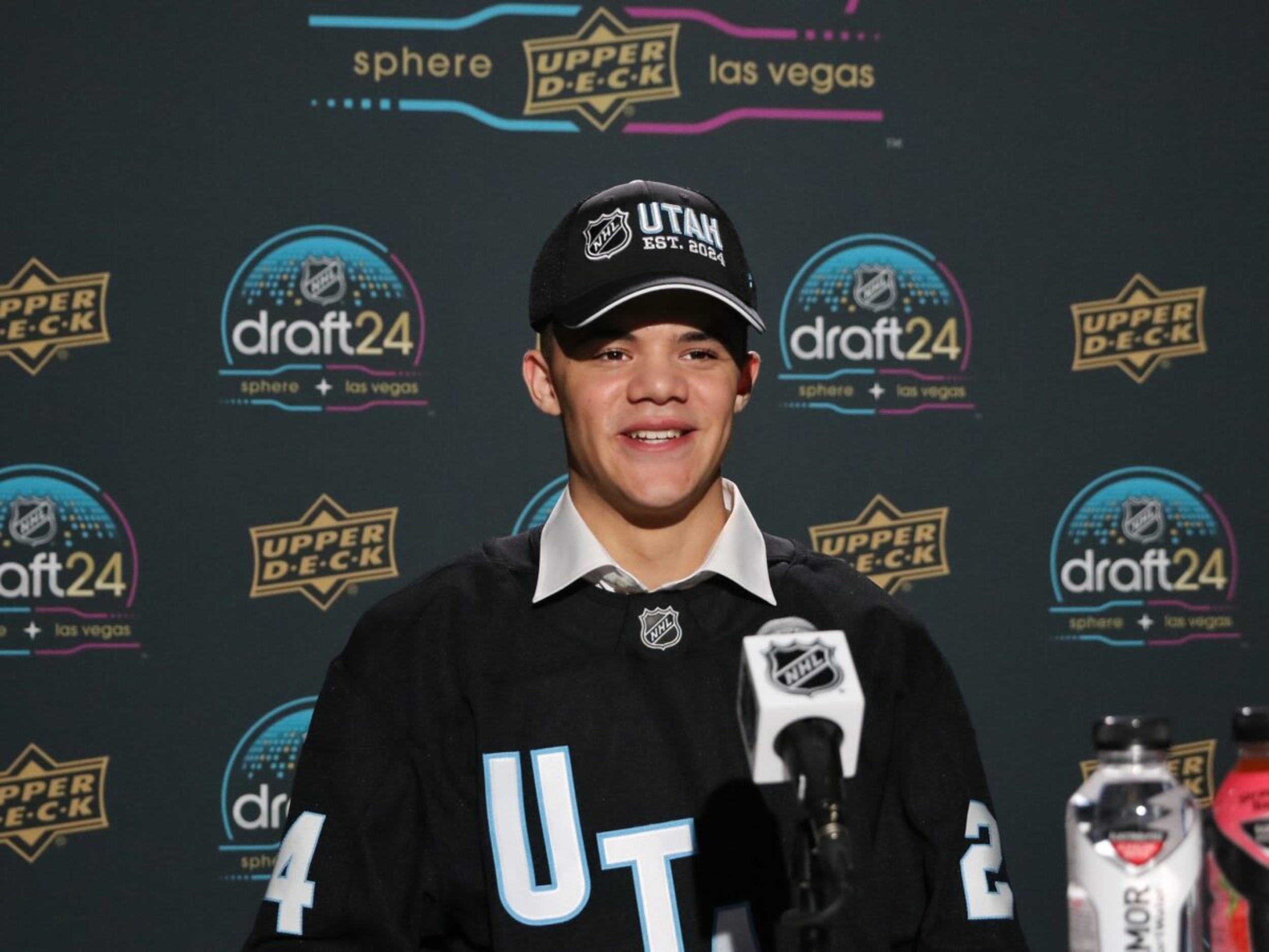 Mammoth Prospects Who Will Challenge for an NHL Roster Spot in 2025-26