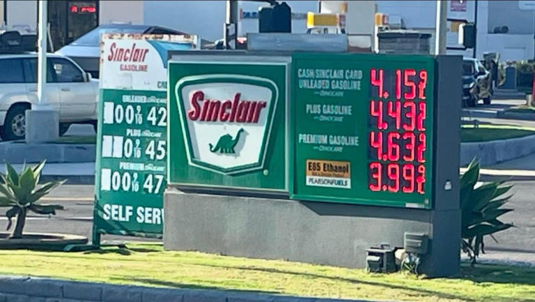 Iconic Dinosaur Returned to Brentwood Sinclair Gas Station