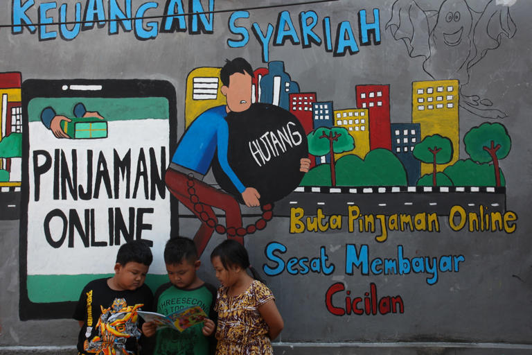 OJK Tutup 2.500 Pinjol, Anak Muda Harus Bijak Pakai Paylater OJK Tutup 2.500 Pinjol, Anak Muda Harus Bijak Pakai Paylater