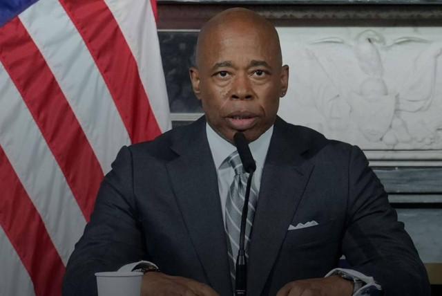 Hay novedades en el caso de Eric Adams en Nueva York: ¿qué decidió el juez?