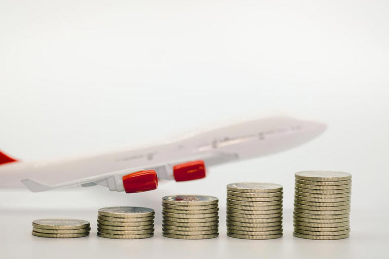 Need to Book a Flight This Summer? Google Can Tell You the Cheapest ...