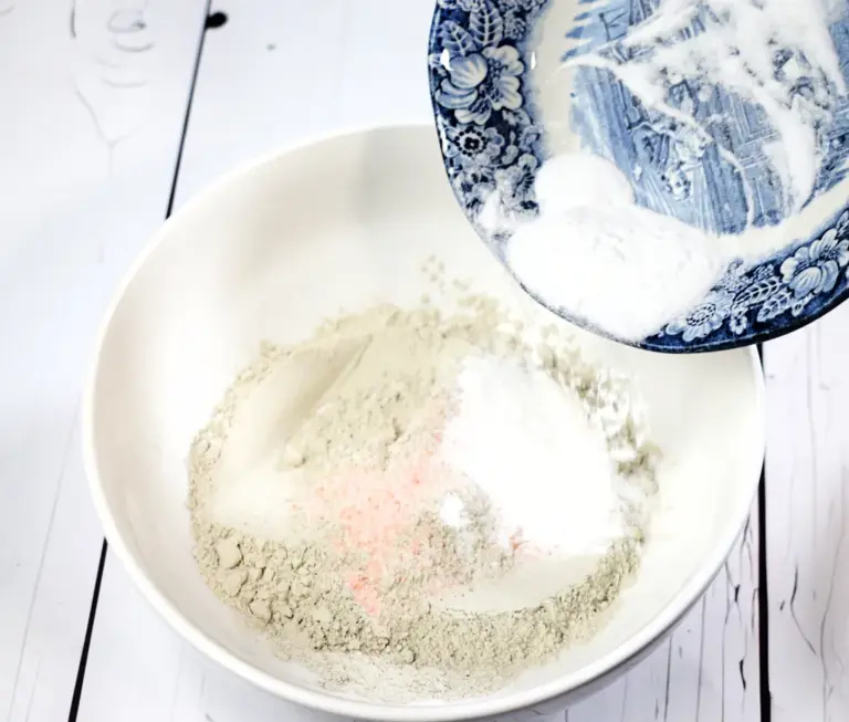 Homemade Natural Toothpaste with Bentonite Clay
