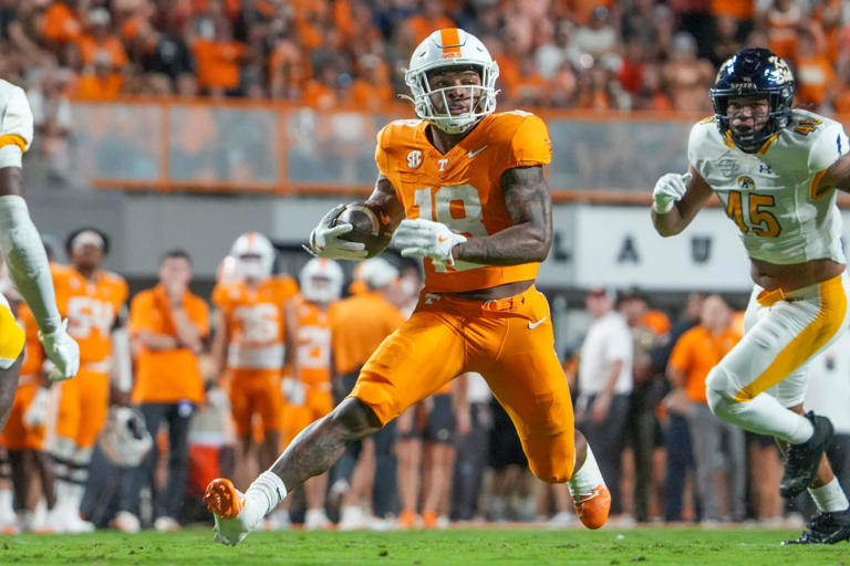 How DeSean Bishop's confidence is rocketing for Tennessee football ...
