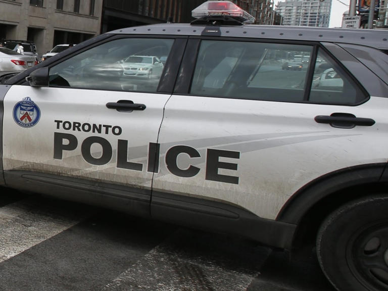 CRIME SCENE: Toronto cop injured after driver strikes police vehicle