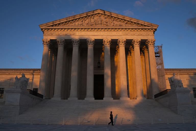 Supreme Court declines to intervene in Texas emergency abortion case Supreme Court declines to intervene in Texas emergency abortion case