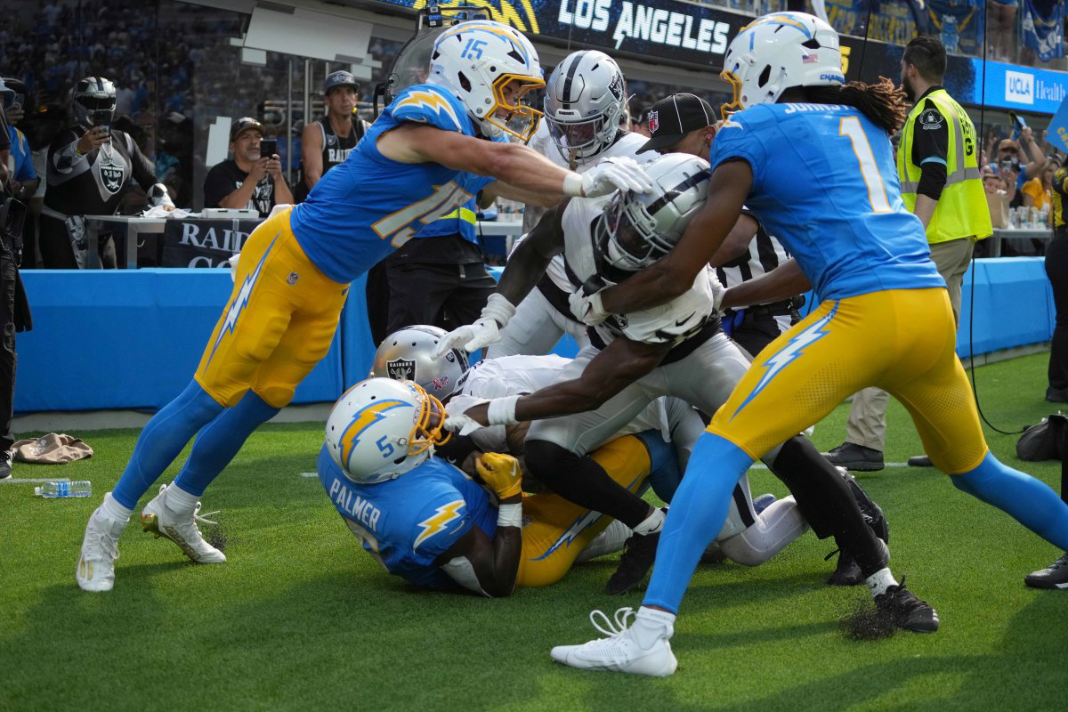 NFL Fined Five Players involved Raiders-Chargers Brawl NFL Fined Five Players involved Raiders-Chargers Brawl