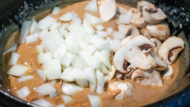 A Simple Slow Cooker Meal The Whole Family Will Love - Meg's Homemade ...