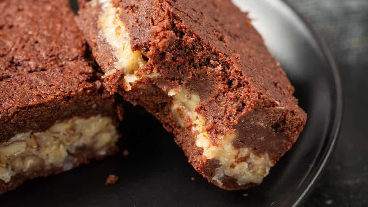 21 Dessert Bars That Make Every Craving Worth It