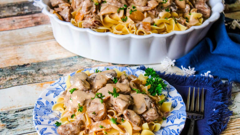 A Simple Slow Cooker Meal The Whole Family Will Love - Meg's Homemade ...
