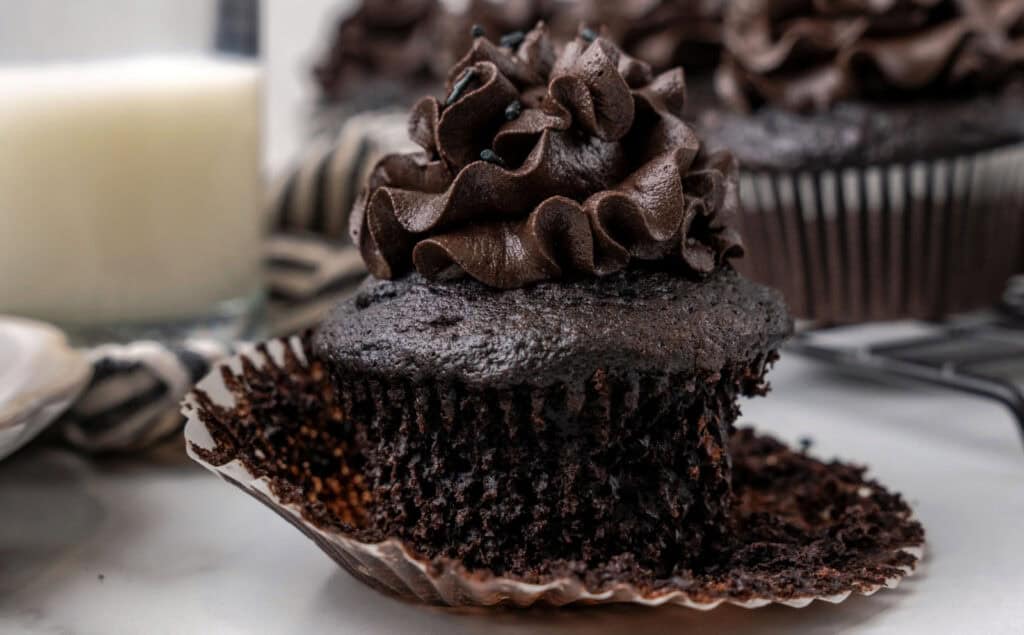 21 Sweet Reasons to Bake Cakes and Cupcakes Today