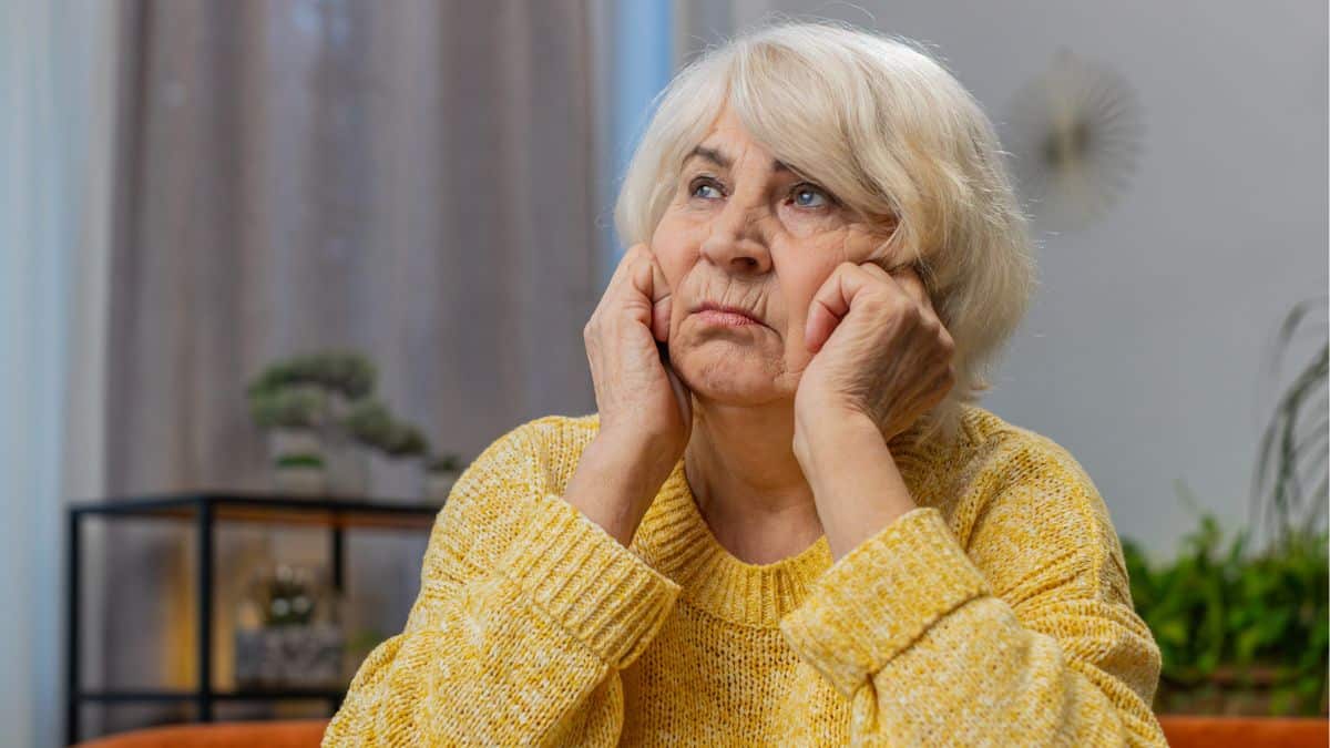 15 Warning Signs Your Savings Trail Boomers