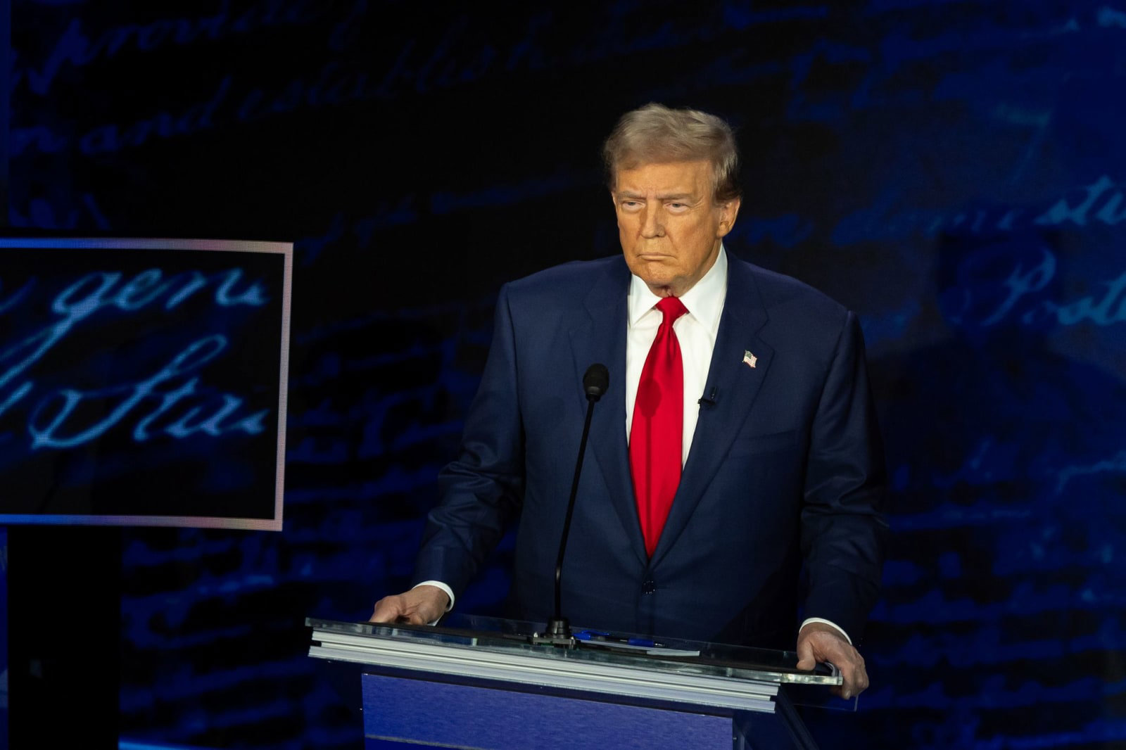 FBI investigating 'attempted assassination' after shooting near Trump FBI investigating 'attempted assassination' after shooting near Trump