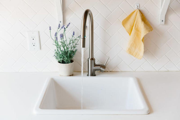 We Tested the Best Methods for Getting Rid of Stinky Sink Smells - and ...