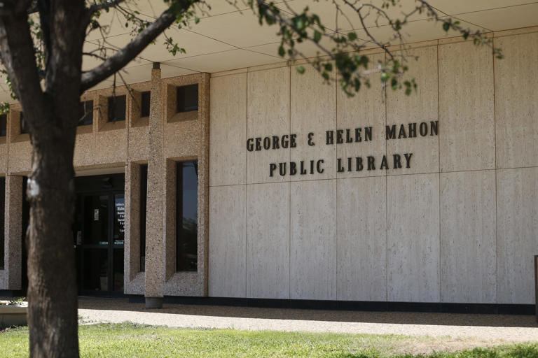Lubbock to reopen library warming centers during winter storm