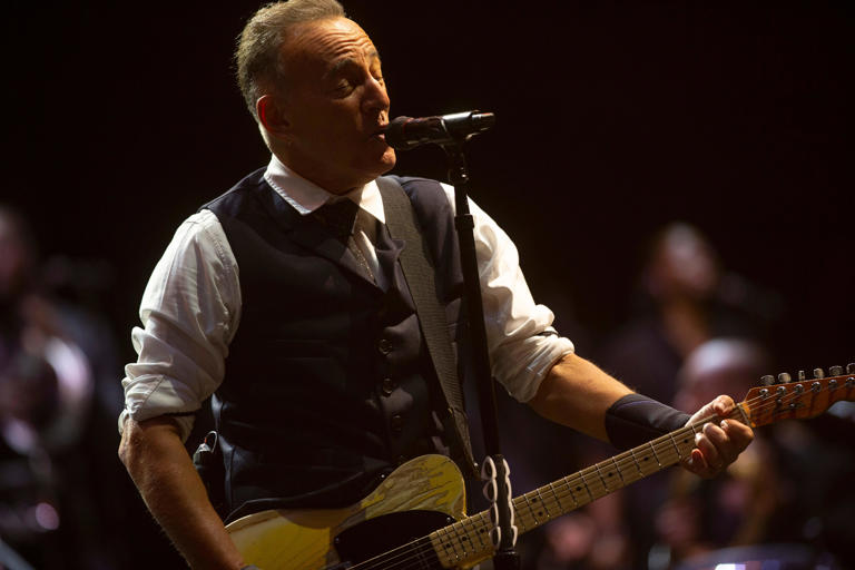 Bruce Springsteen and E Street set at Sea Hear Now historic for Asbury ...