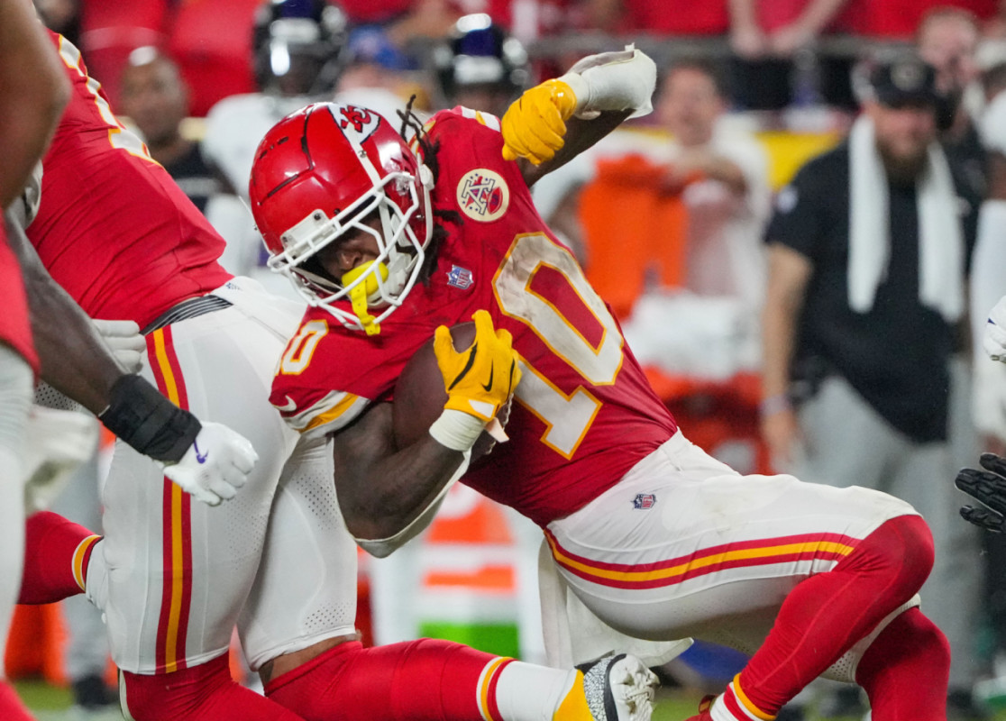 Chiefs' Isiah Pacheco Scouts 'Phenomenal' Running Back Room