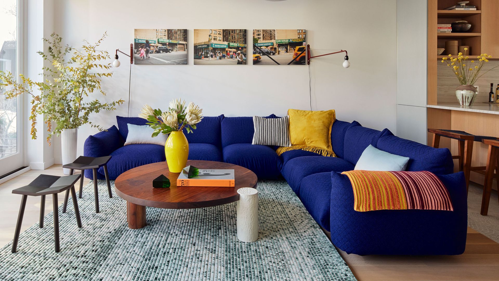 Blue and Yellow Color Palettes — Do These "Complementary" Hues Actually ...