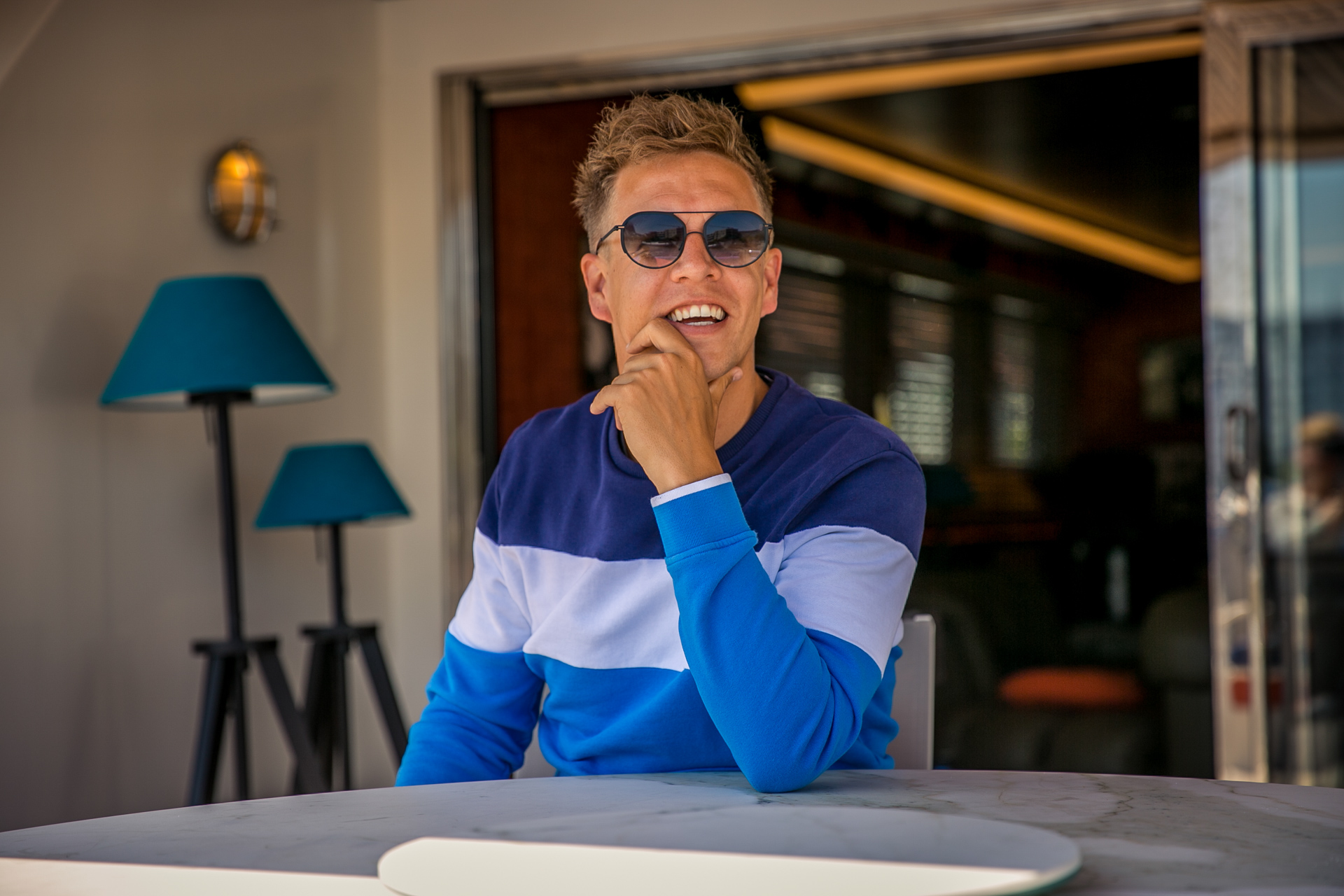 Oogproblemen voor James Cooke?