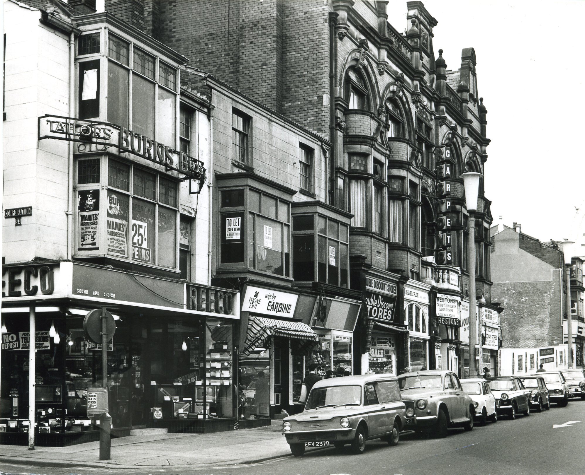 21 nostalgic photos of Blackpool shops and stores that’ll take you ...