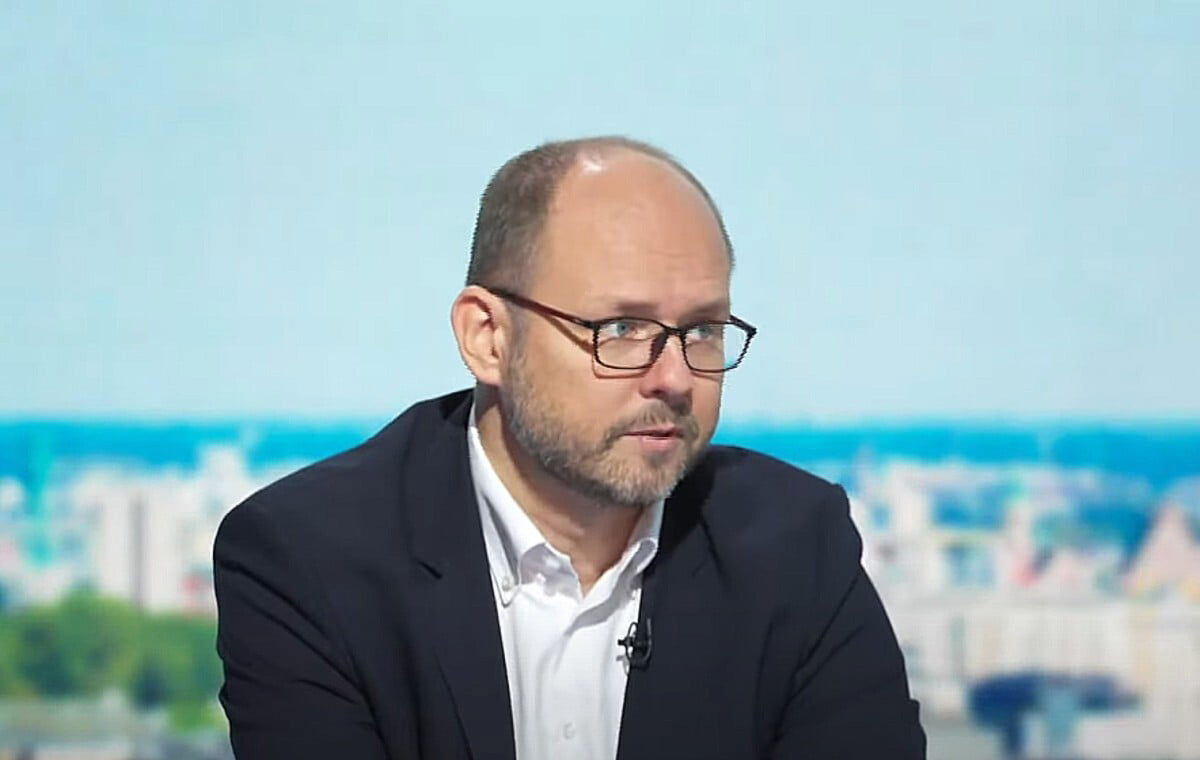 TYLKO U NAS. Przydacz: Rząd jest kilka kroków do tyłu TYLKO U NAS. Przydacz: Rząd jest kilka kroków do tyłu